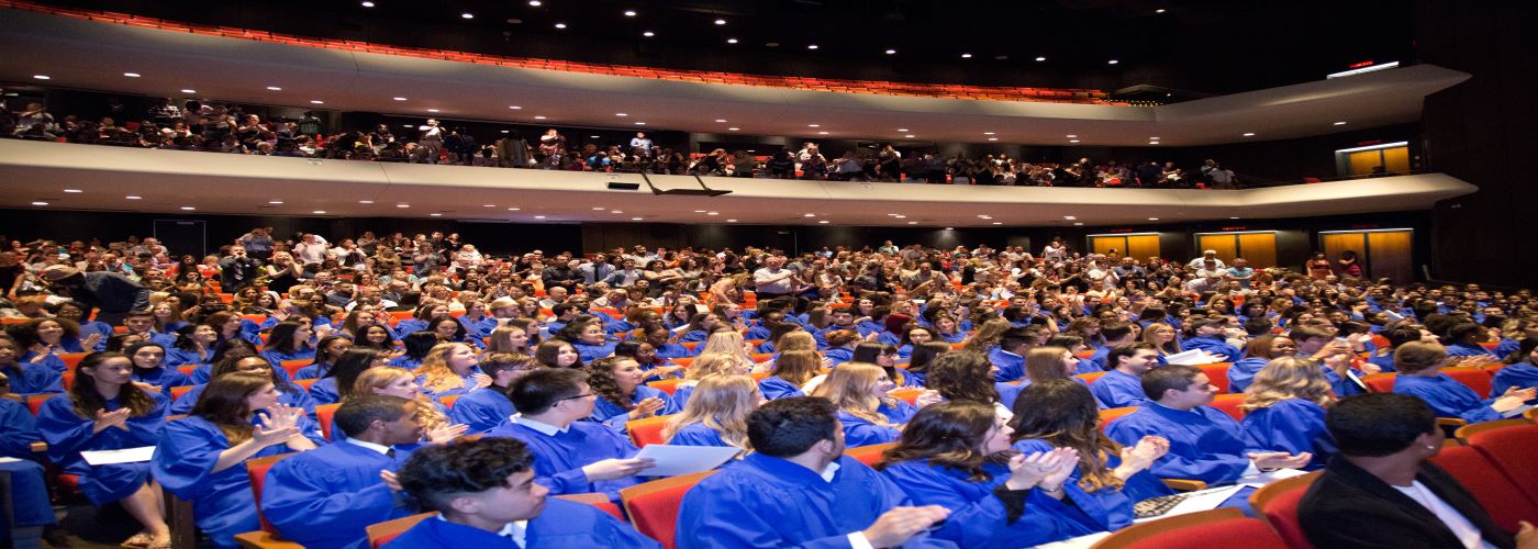 Graduation Ceremony June 2022 – Dawson College